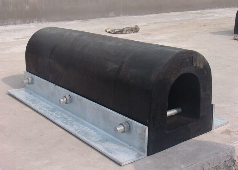 Marine D Type Natural Rubber Fender Boat Dock Fenders Shore Protection